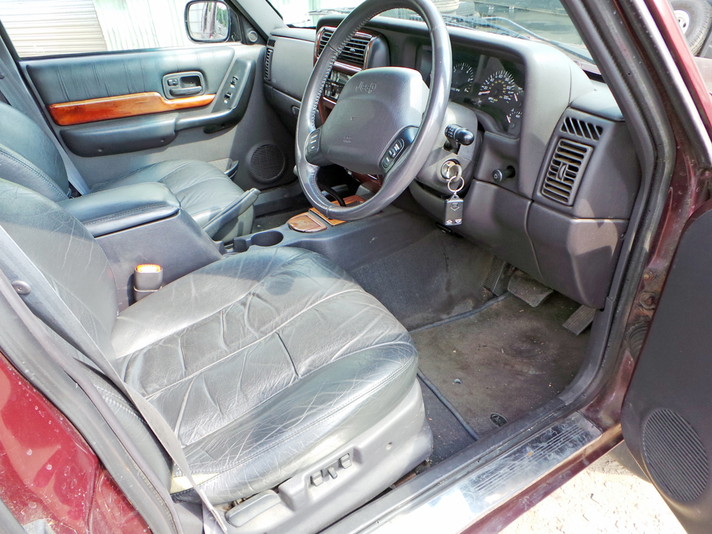 JEEP CHEROKEE XJ ORVIS 4.0 PETROL AUTOMATIC 2000 #ME0014 - Charlton ...